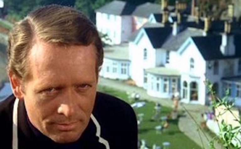 THE MAN BEHIND FIGHTING MONARCH – Fighting Monarch