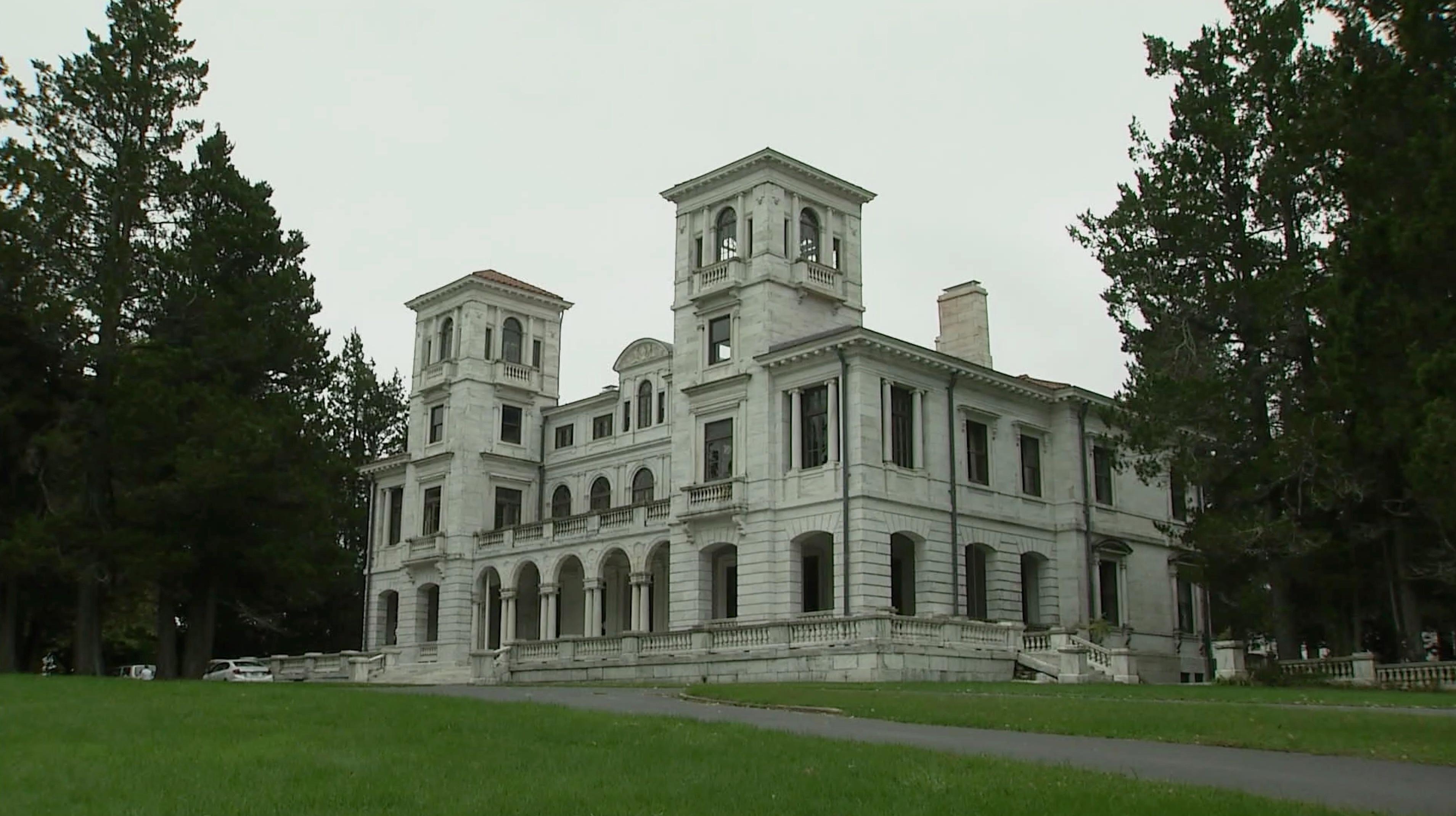 MILE ZERO – THE SECRETS OF SWANNANOA – Fighting Monarch